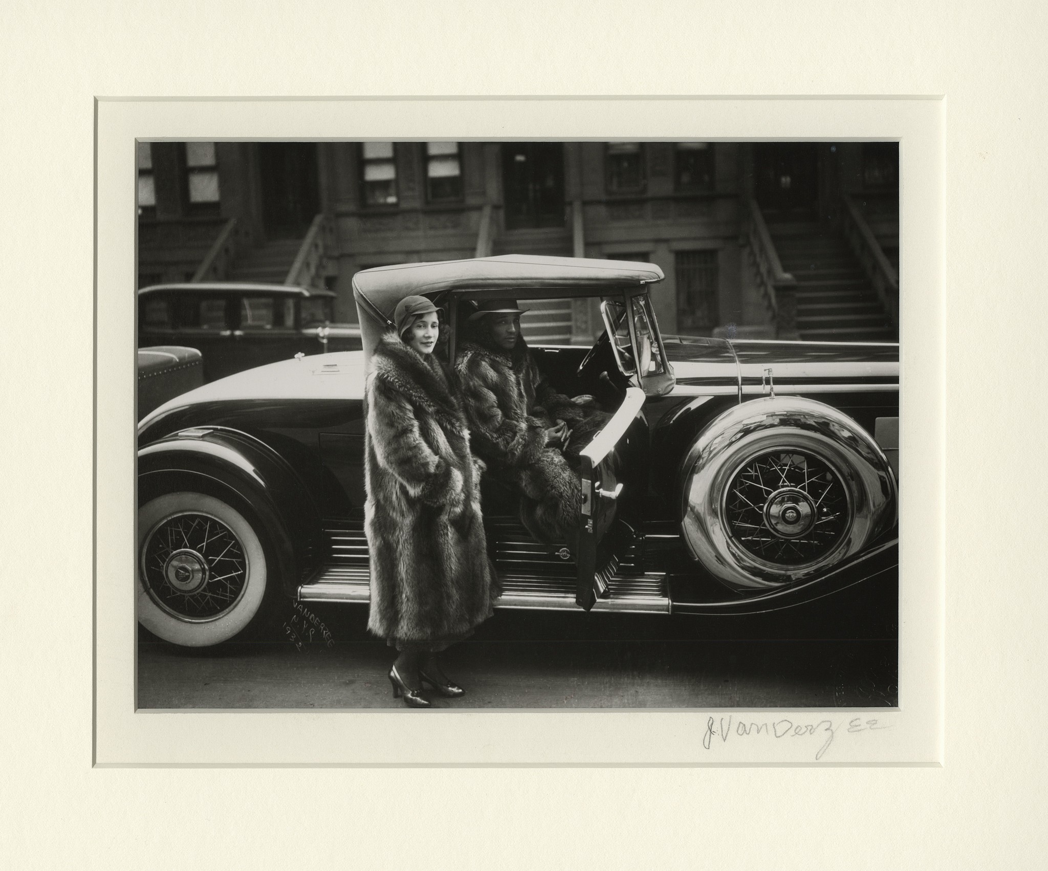 James Van Der Zee | Works | Gitterman Gallery Web Site